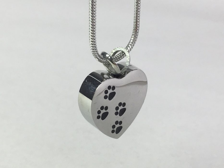 Heart with Double Paws | RSPCA Pets at Rest Cremation Service